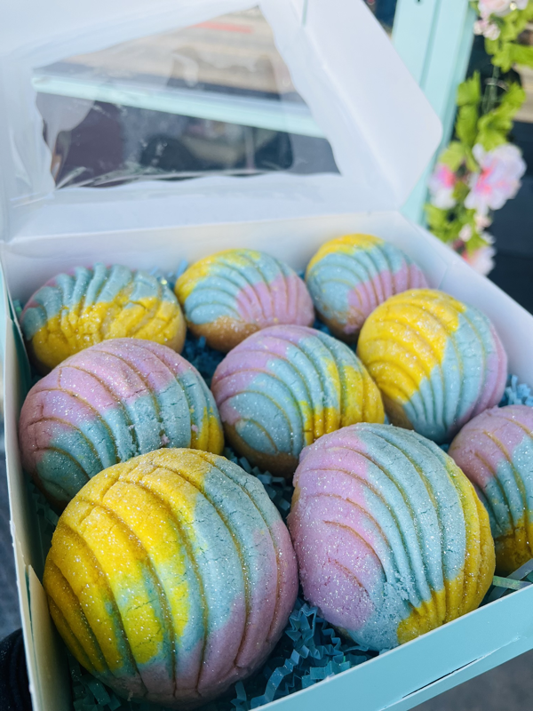 Easter concha box | Mariposa Bakery